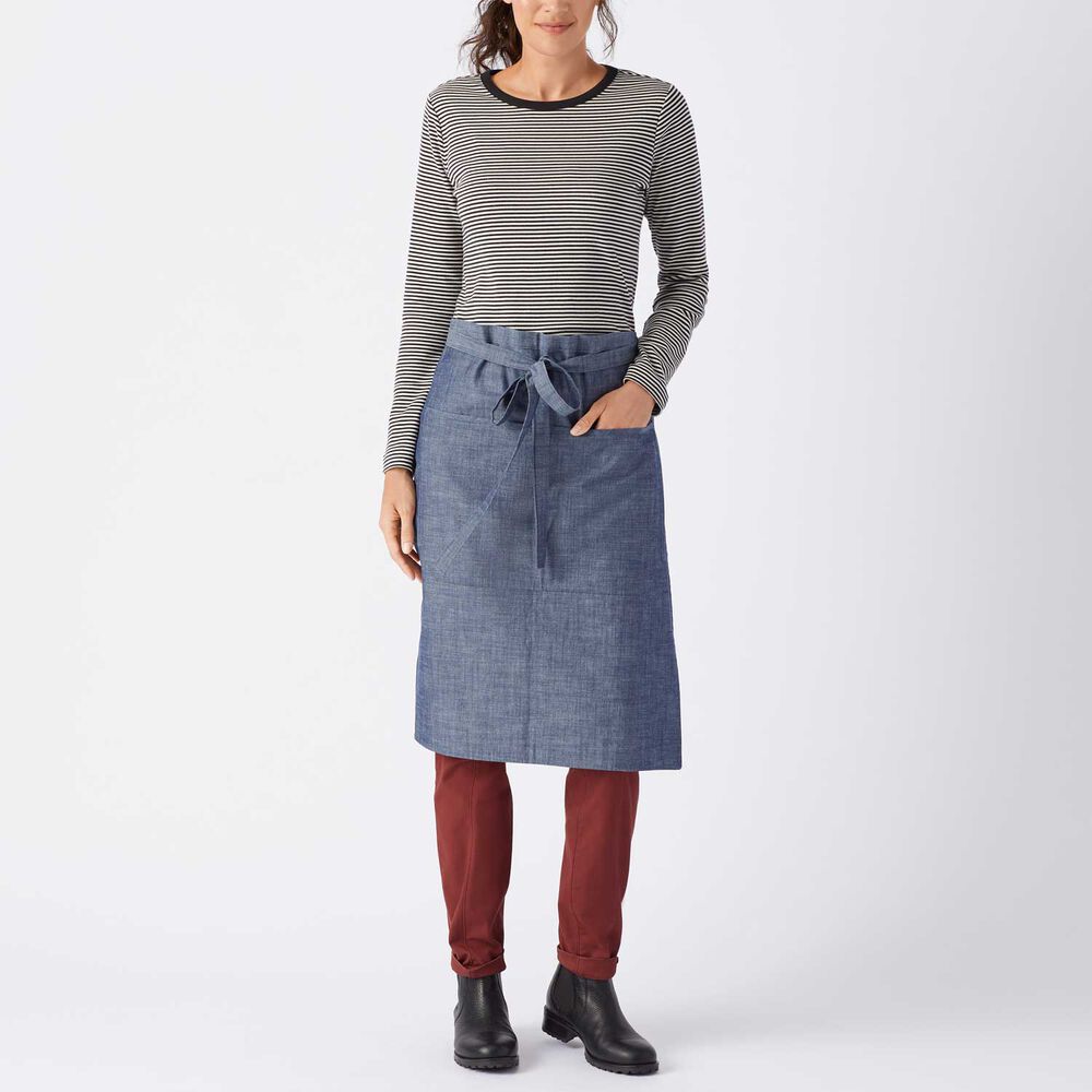 Free Range Reversible Waist Apron | Duluth Trading Company