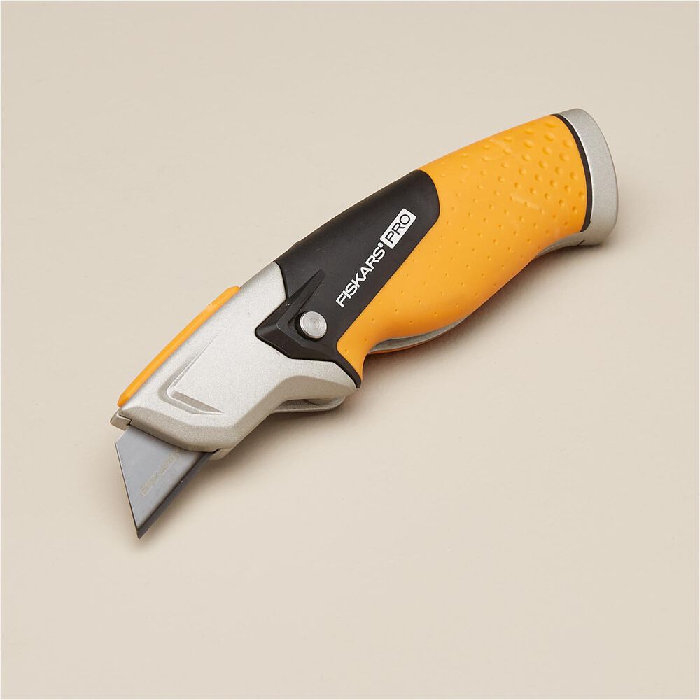 Fiskars Fixed Utility Knife with Blade Guard | Duluth Trading Company